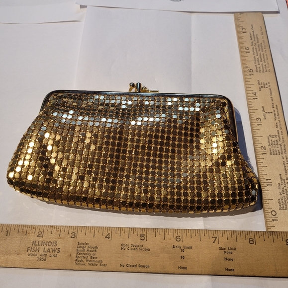 Bags | Yellow Gold Metal Mesh Clam Shell Clasp Clutch Wallet Bag | Poshmark